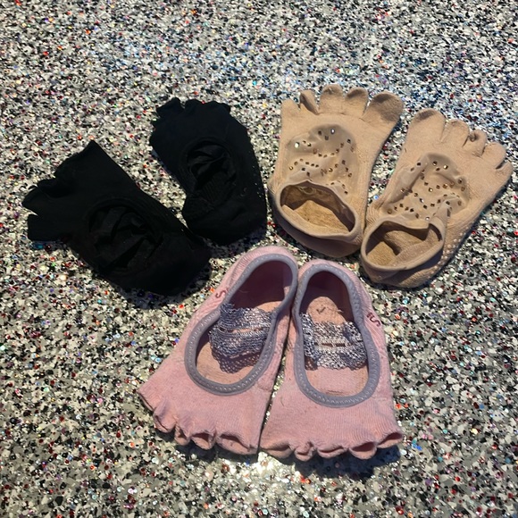 toesox | Accessories | Toesox Bundle Size S | Poshmark